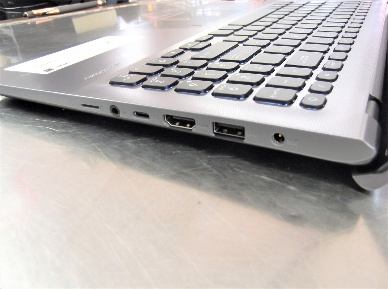 ASUS Vivobook 15 F512D Laptop | Ponders Loans Pawnbrokers