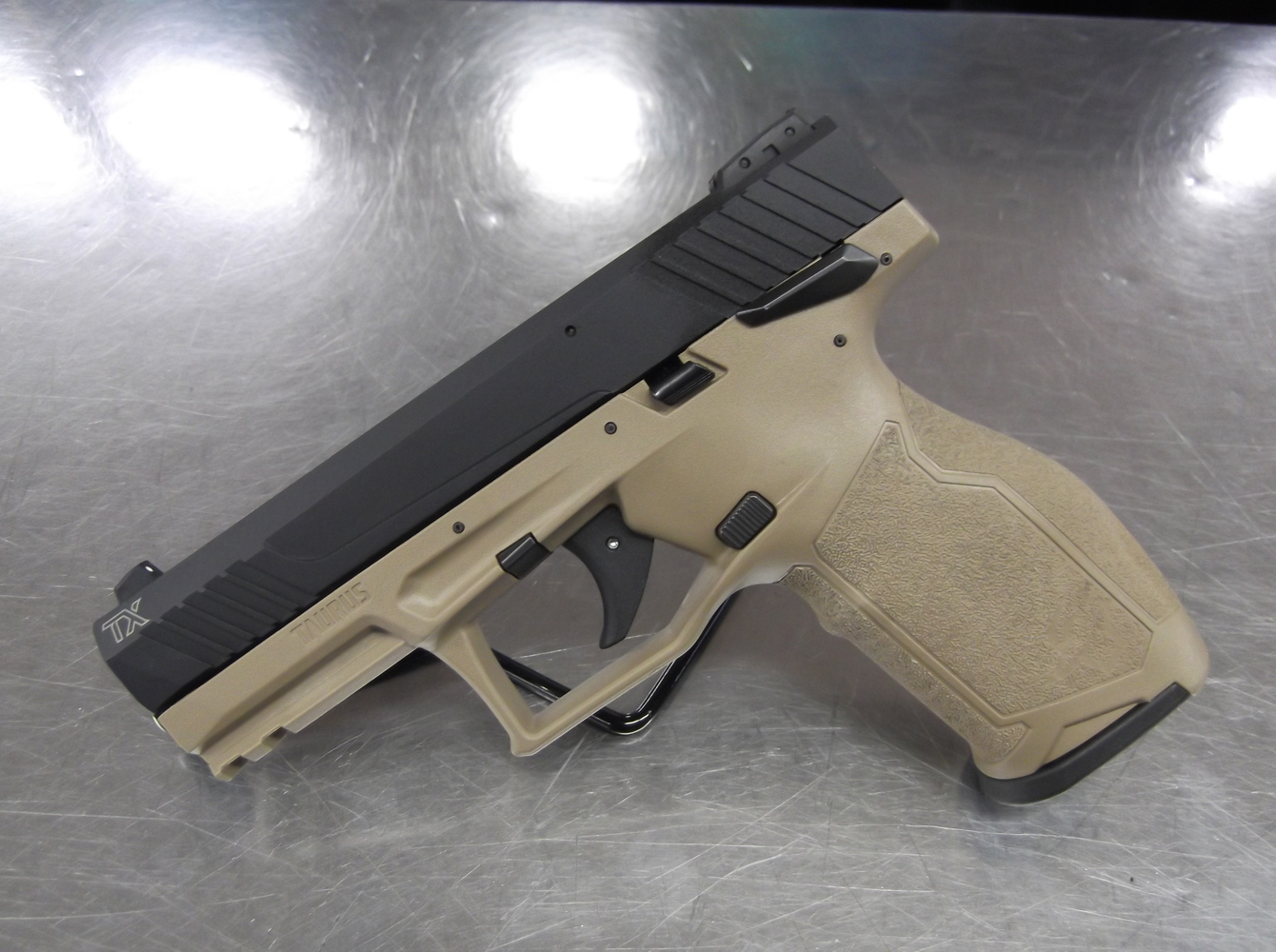 Taurus TX22 .22 LR Semi Auto Pistol 4.1in. 10Rds 2 Mags FDE w/box ...